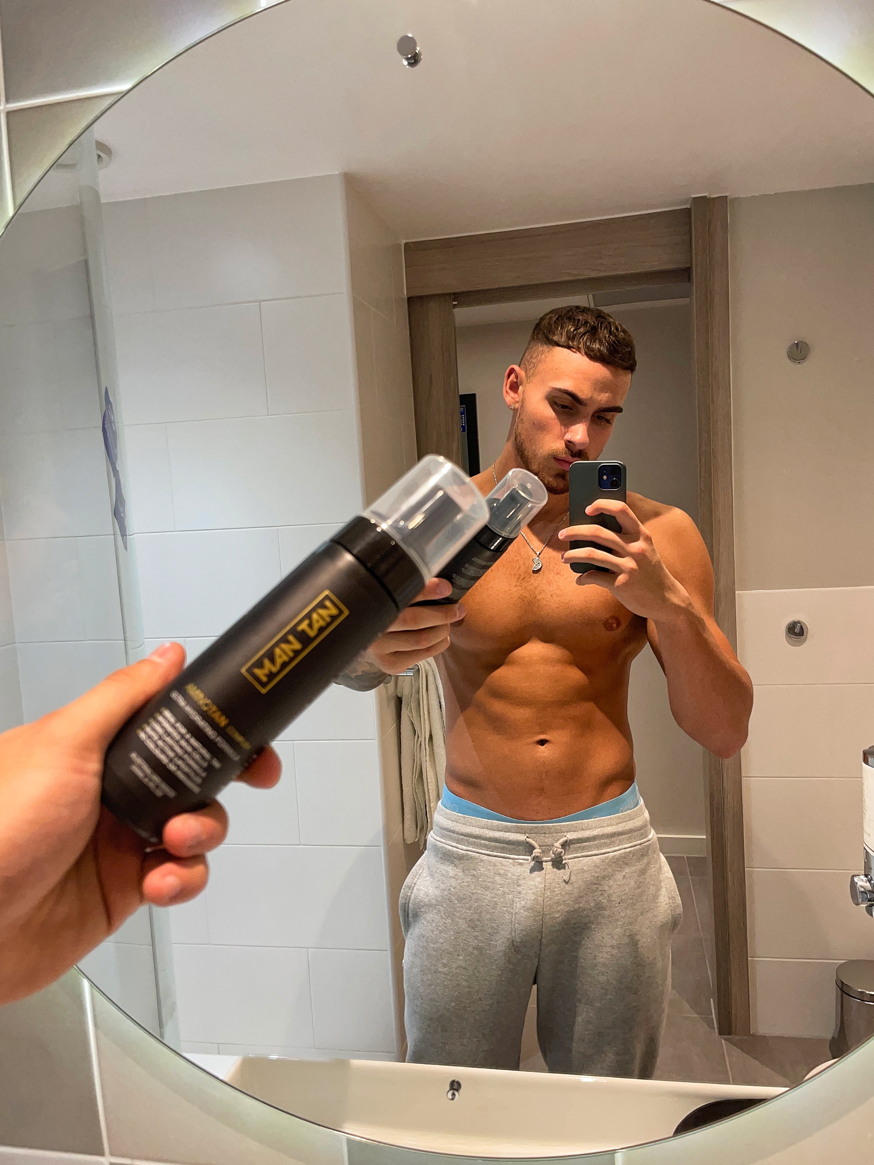 The Ultimate Self-Tanning Guide For Men | Mens Self Tanning Made Easy ...